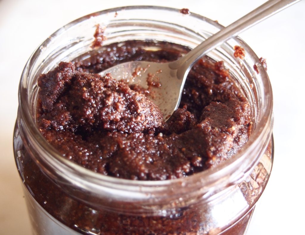 Chocolate Hazelnut Butter: Organic, Sugar-Free Homemade Nutella - this ...